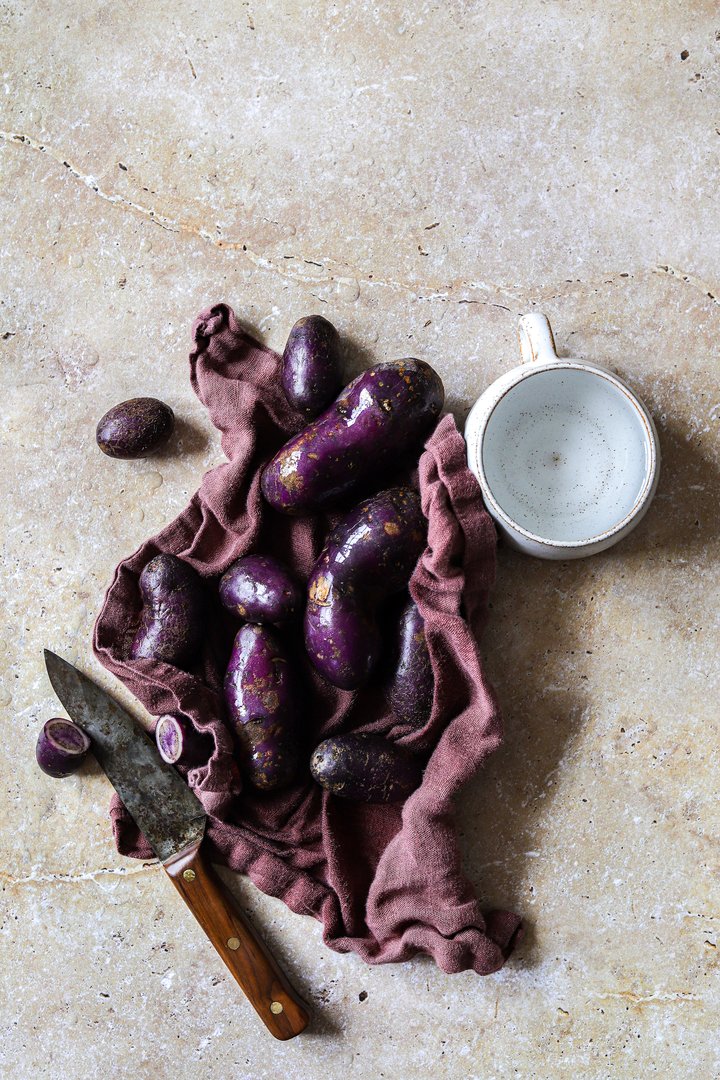 Issy' Travertine Stone Effect A1 Vinyl Photography Background – Black ...